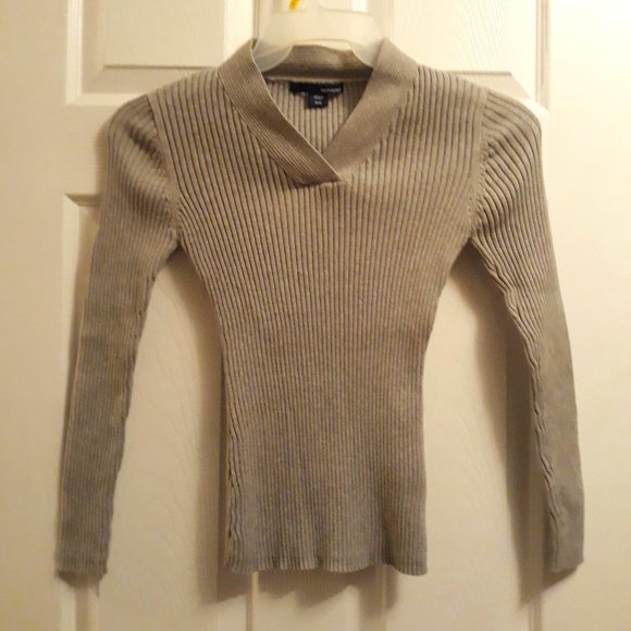 Basic Editions | Sweaters | Womens Gray Vneck Sweater By Basic Editions ...